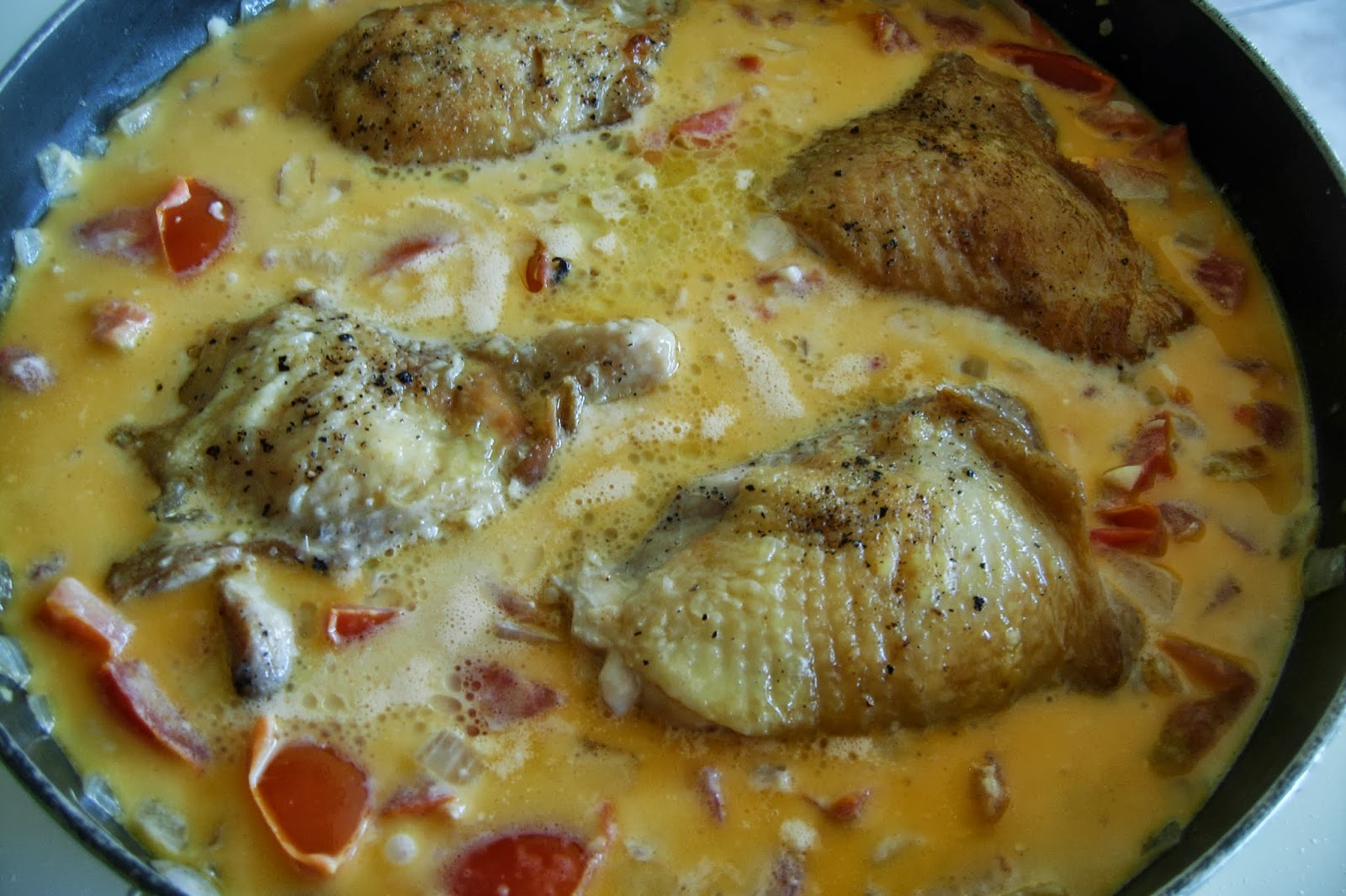 The Experimental Alchemist: Akoho sy Voanio: Chicken in Coconut Milk