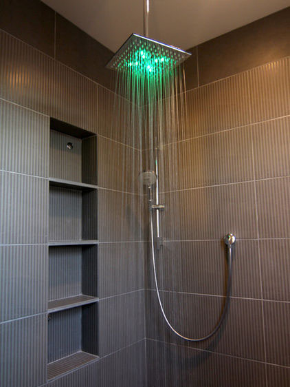 Shower Lights Bathe Bathrooms in Brightness