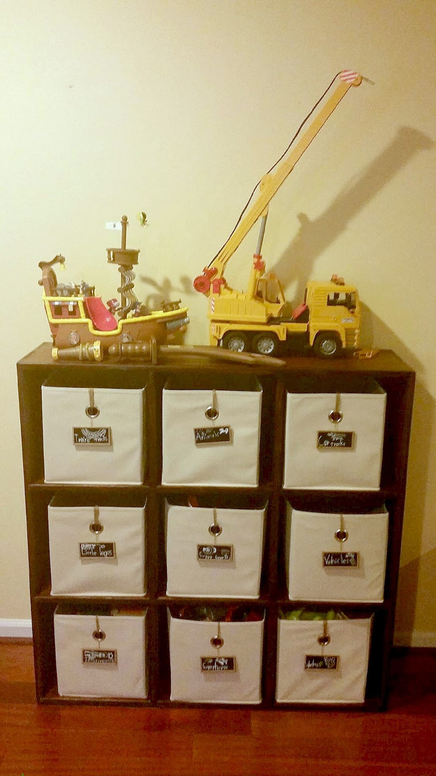 Organizing Plus 123: Friday Favorites: Toy Cubbies