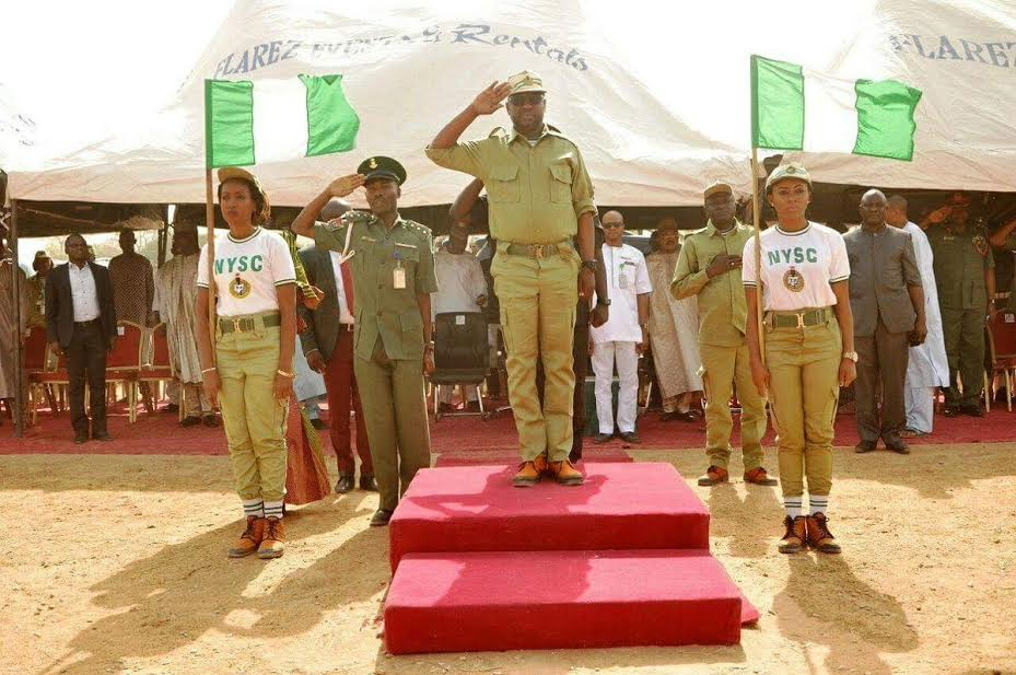 Photos: Niger State Governor, Abubakar Sani Bello dressed in NYSC kit