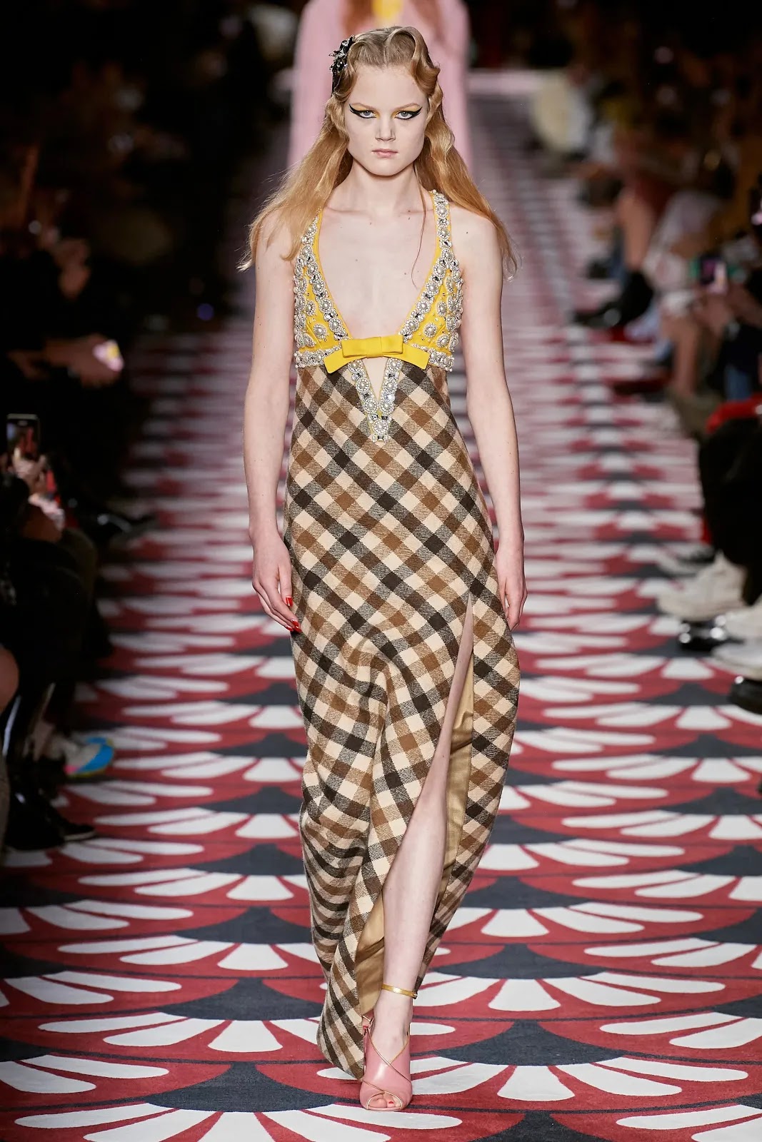 Miu Miu FALL 2020 READY-TO-WEAR | Cool Chic Style Fashion