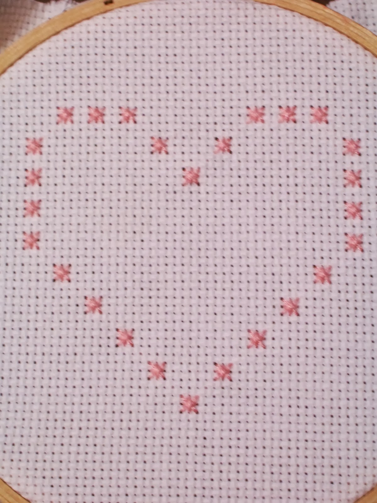 Eglantine Stitchery: Chicken Scratch Heart, on Aida (!)