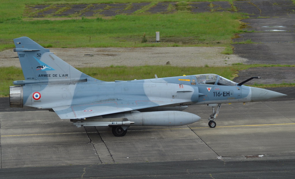 Notre Dame d'Oé: Communiqué de la BA 705 ...