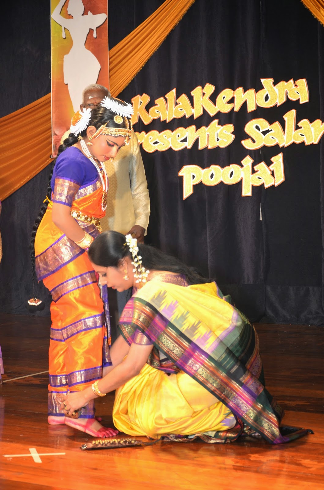 Vimal Studios: Janani and Saranya -Salangai Pooja