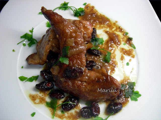 Marilú Entre Pucheros: CONEJO AGRIDULCE CON UVAS PASAS