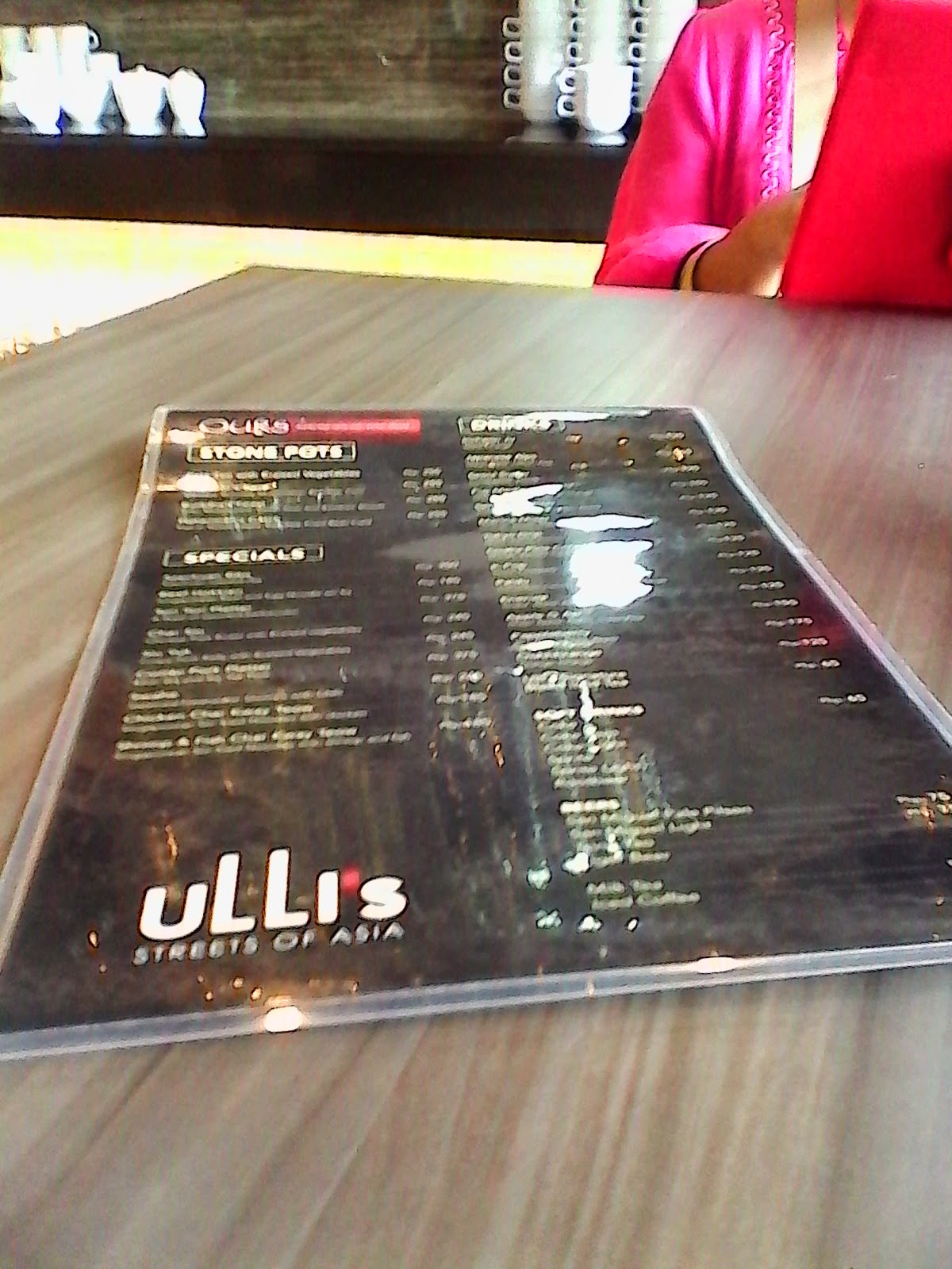 Must Be That Girl!: Ulli's - Ayala Center Cebu