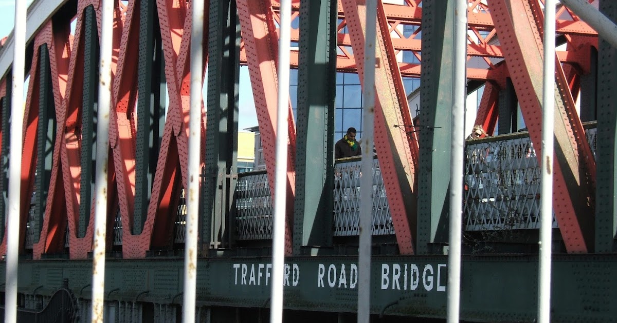 Andrew Simpson: The bridges of Salford and Manchester .......... nu 17 ...