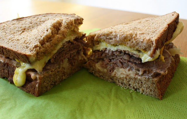checky's kitchen: The Ultimate Salt-Beef Sandwich