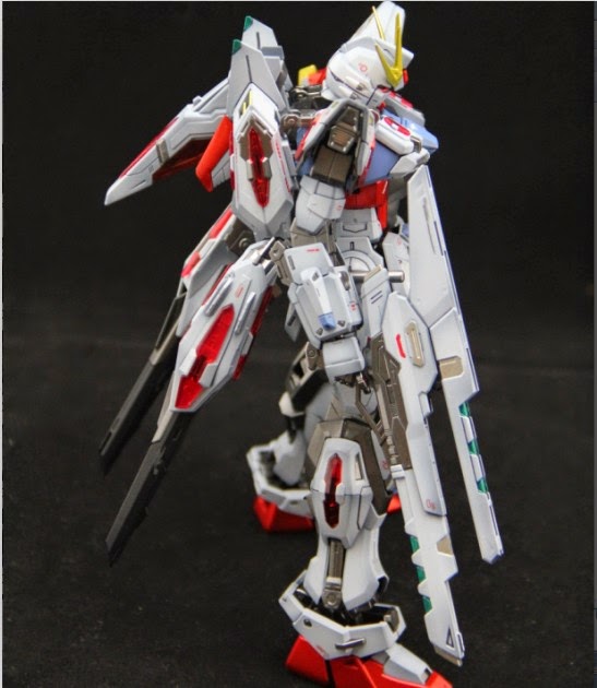 MG 1/100 Build Strike Gundam + Universe Booster + Homemade Backpack ...
