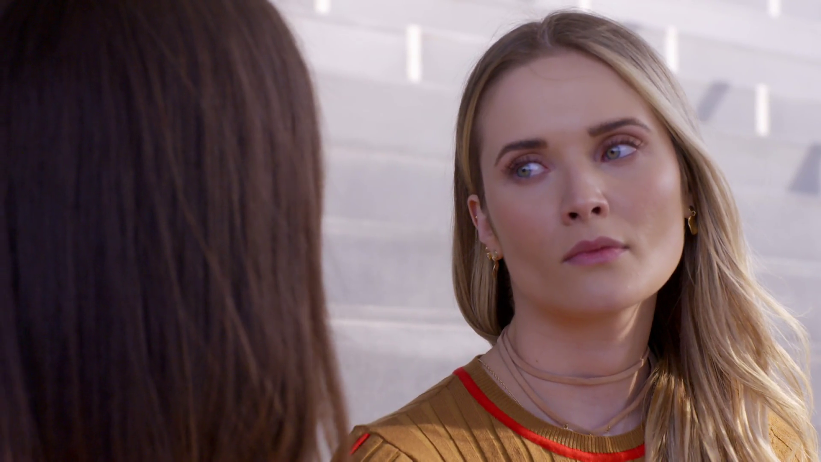 Rubí (2020) – O começo da história de Rubí e Alejandro