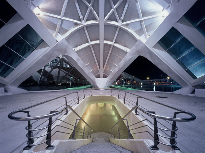 ArchiNat: L'Hemisferic IMAX, Valencia, Spain