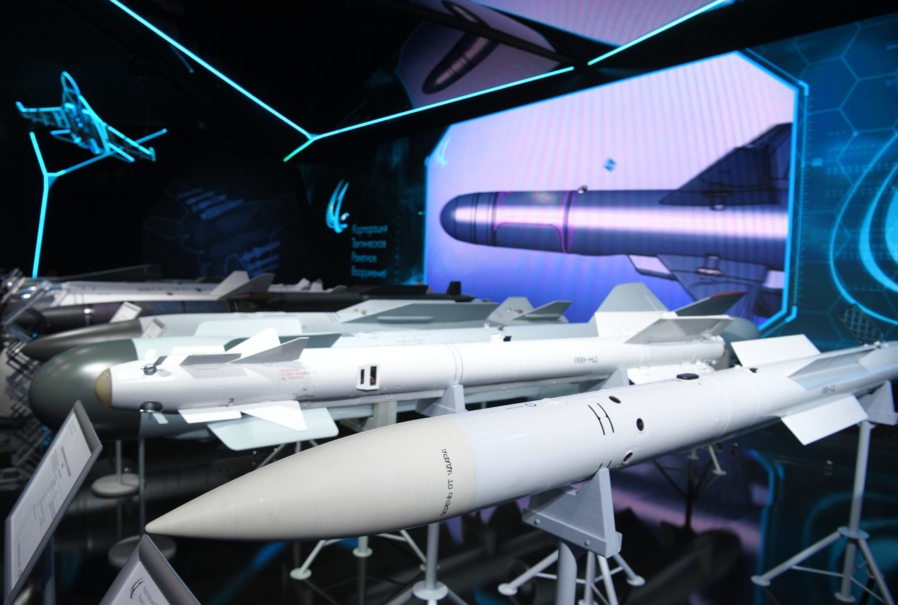 Historia y tecnología militar: Salón aéreo MAKS 2019