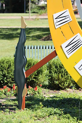 Public Art in Chicago: Schaumburg [Ecce Hora - By Christine Rojek]