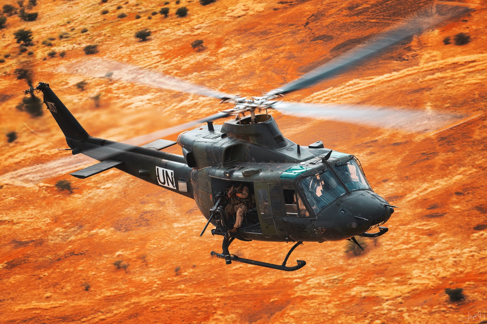 SNAFU!: Canadian Air Force Helicopters flying above "The Sahel"