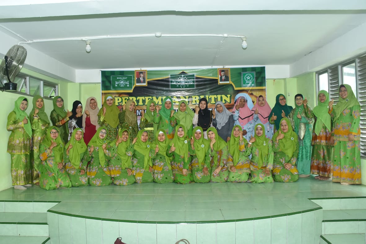 PAC Muslimat NU Gembong Lantik Dua Ranting - PCNU Pati PAC Muslimat NU Gembong Lantik Dua Ranting - PCNU Pati