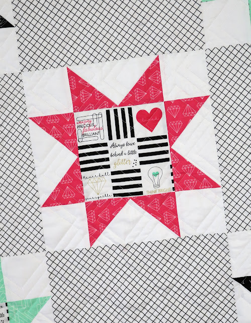 A Bright Corner: Shine Bright Star Quilt