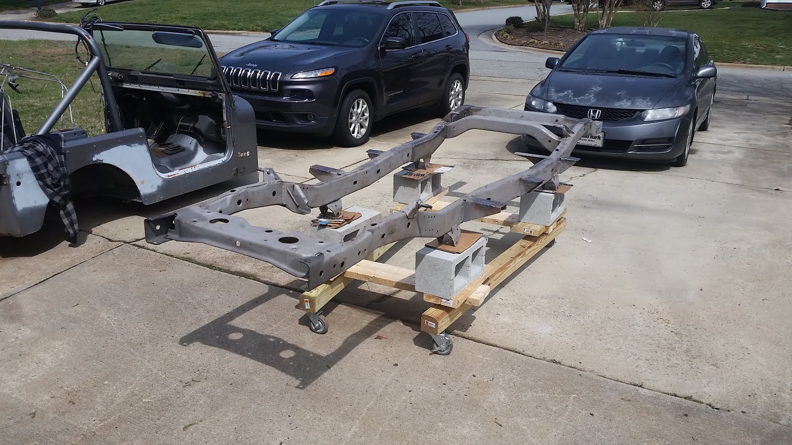 1979 CJ7 Restoration : A Finished Frame