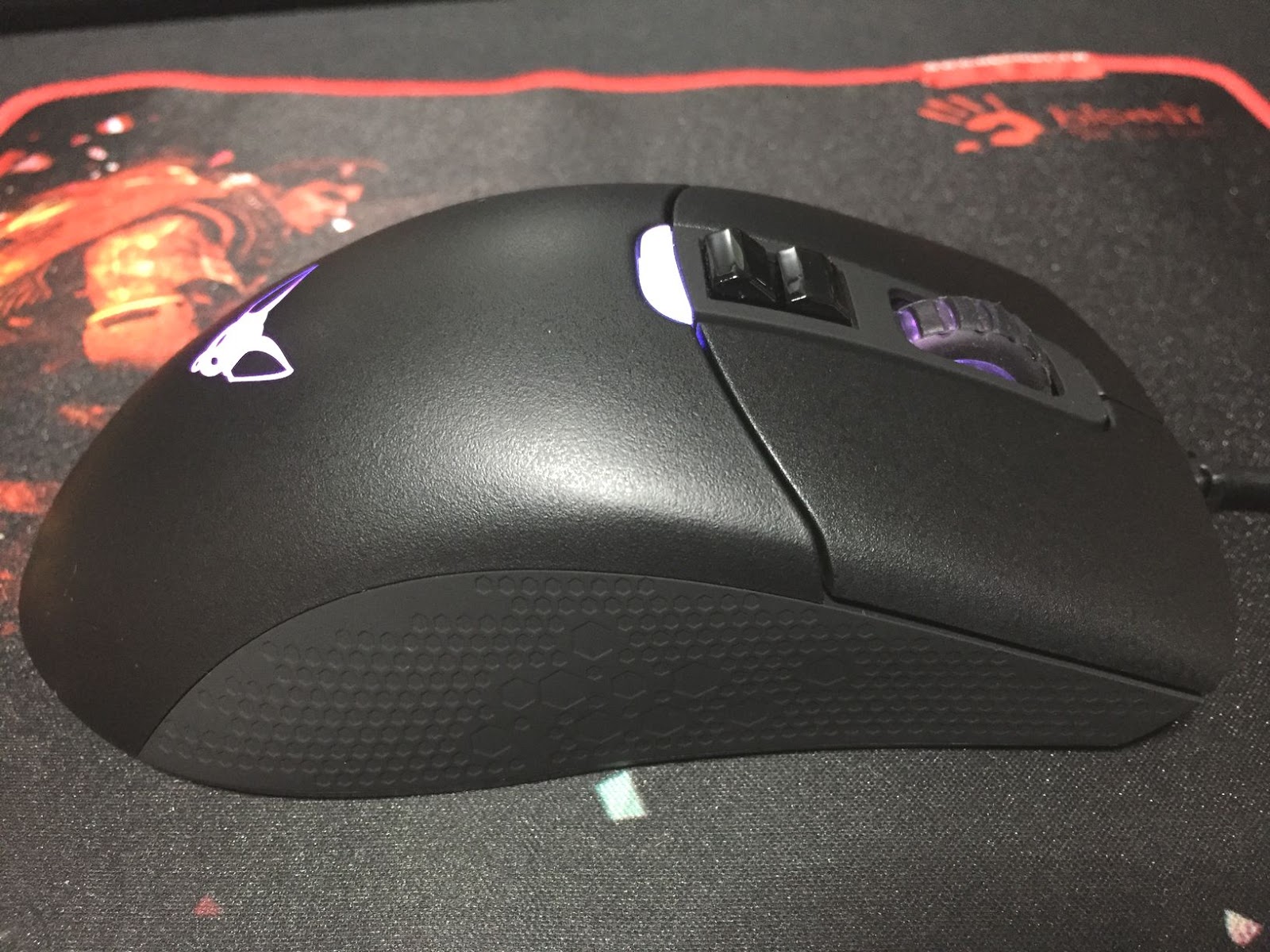 Chocolate Device2: Fenek Standard Issue Gaming Mouse