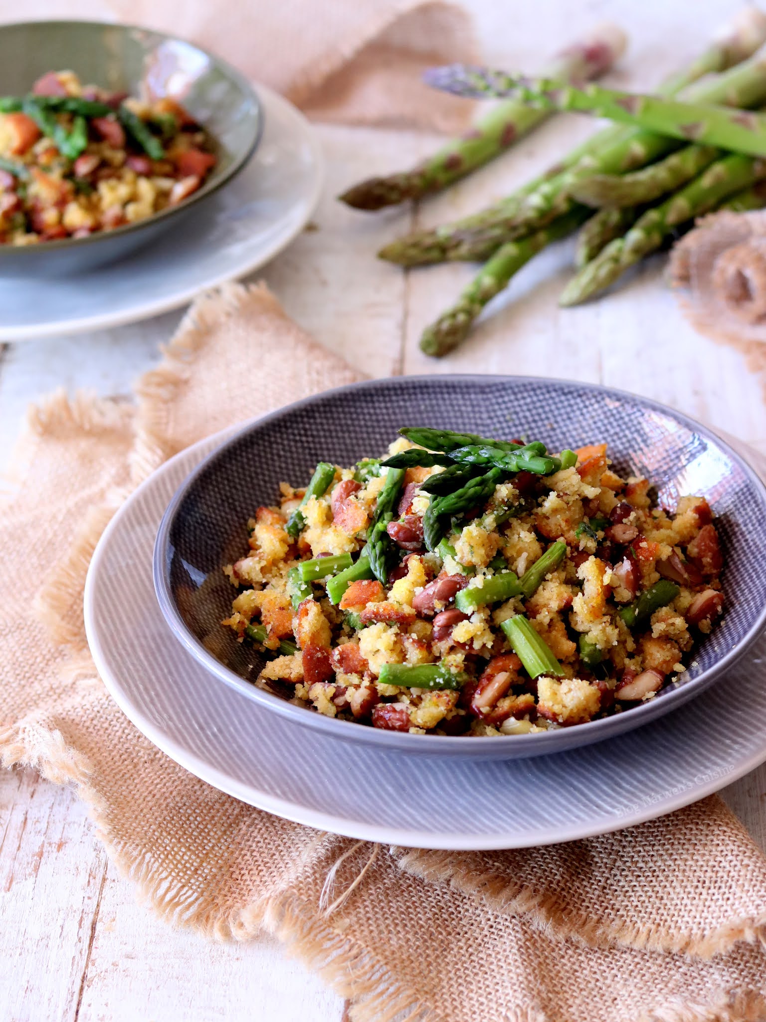 Nárwen's Cuisine - Sabores do Mundo : Migas de Broa com Espargos