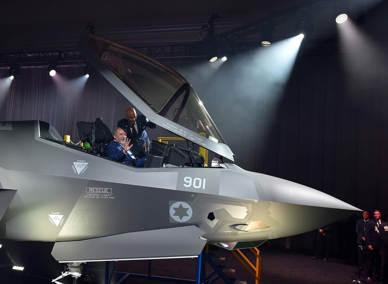 צבא ובטחון לאומי בראי הכלכלה: F35 - כיצד חיל האוויר יממן הפעלת 2 טייסות ...