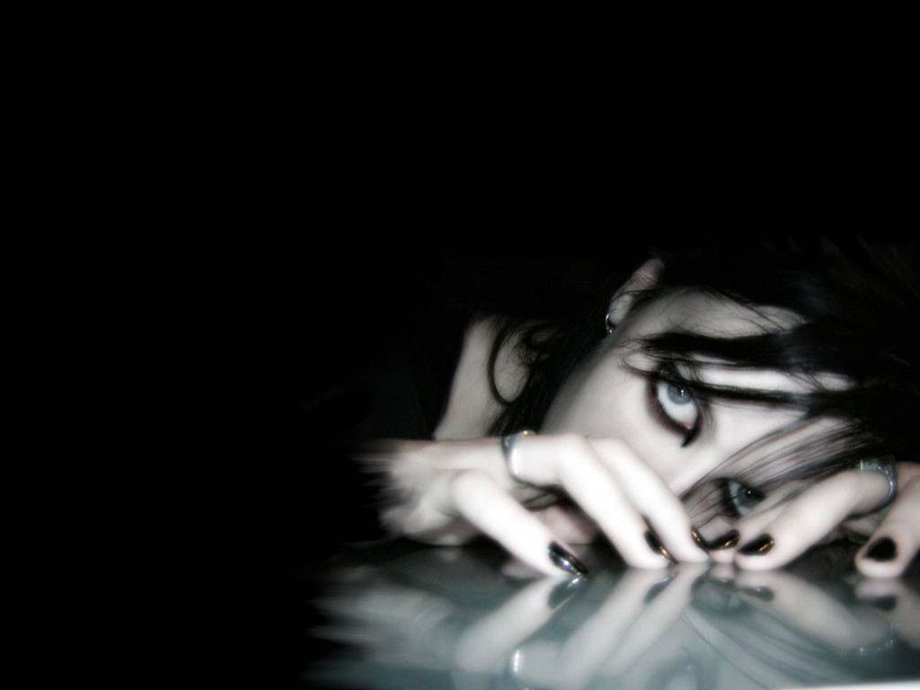 Scary Wallpaper - Sexy Gothic Girl Wallpaper | Scary Wallpapers