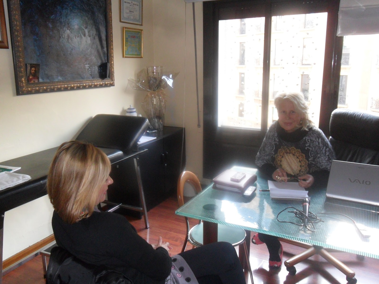 Intercultural del Valles fem pais: Rosa Collelldevall "La dama blanca"