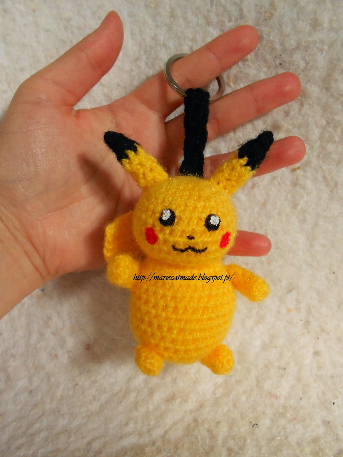A Marie faz...: Mini Pikachu