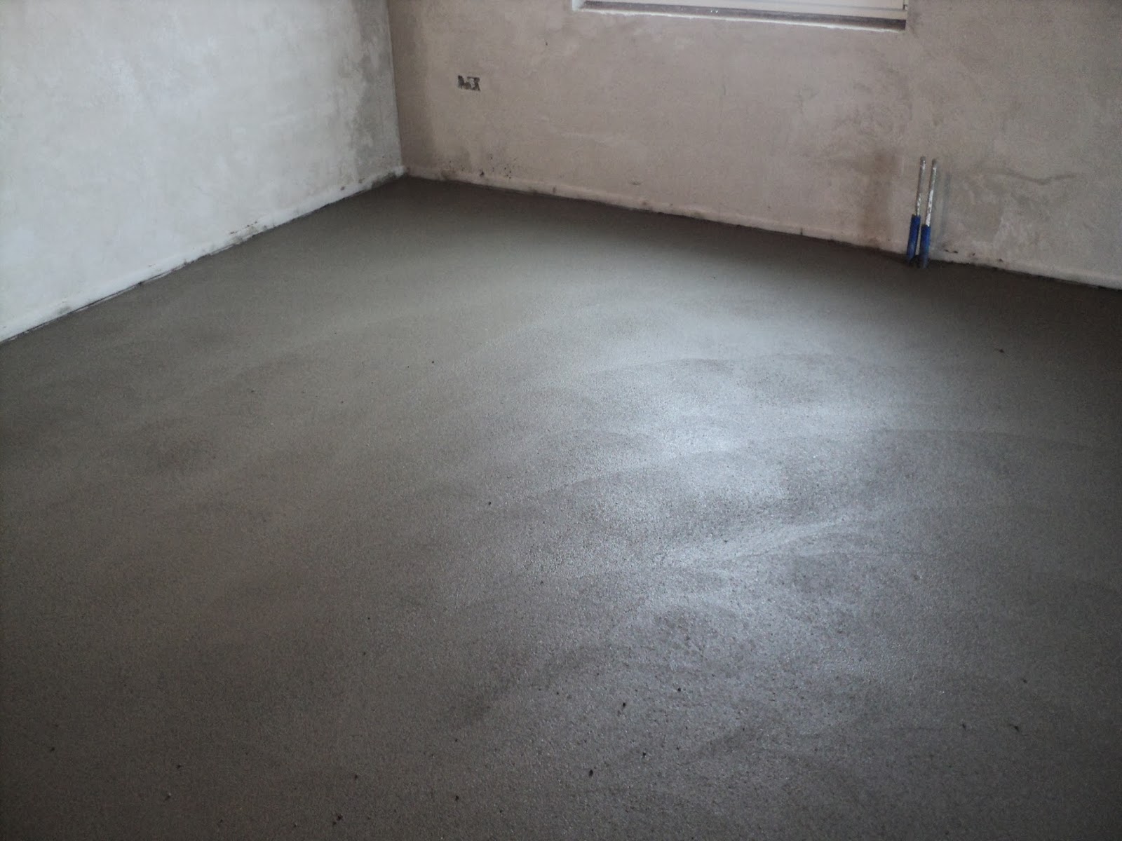 estrih-glazura-industrijski betoni: Plivajući cementni estrih