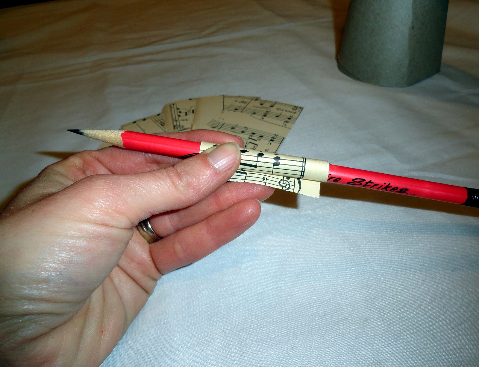 Sheet music Christmas tree tutorial {from cereal boxes!}