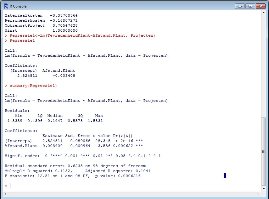 Handleiding data analyseren met R: 2.7 Een enkelvoudige regressie ...