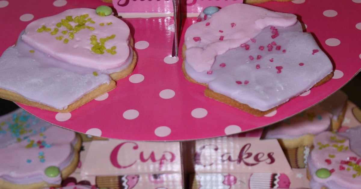 Mellow Mummy: Flutterly Lovely Cupcake Cookies : Taking life as it comes...