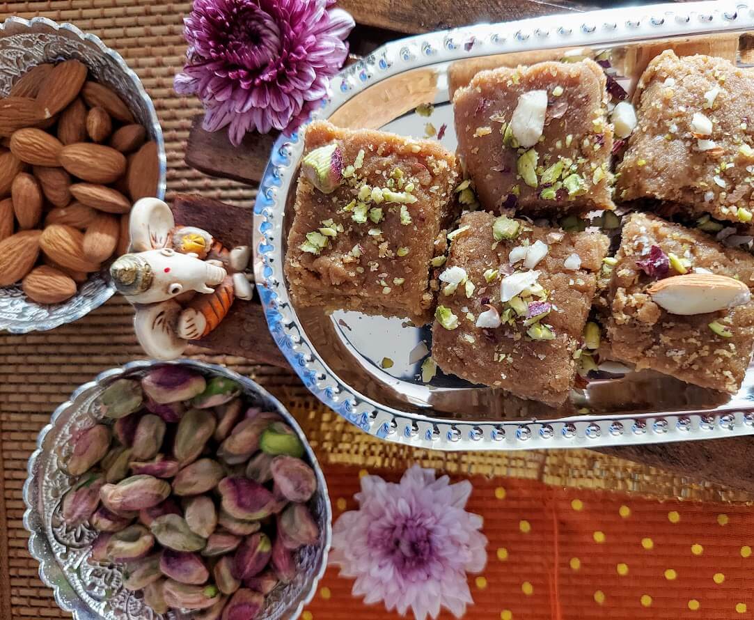 Everyday Cooking : Sukhdi or Goud Papdi - Traditional Gujarati Winter Sweet