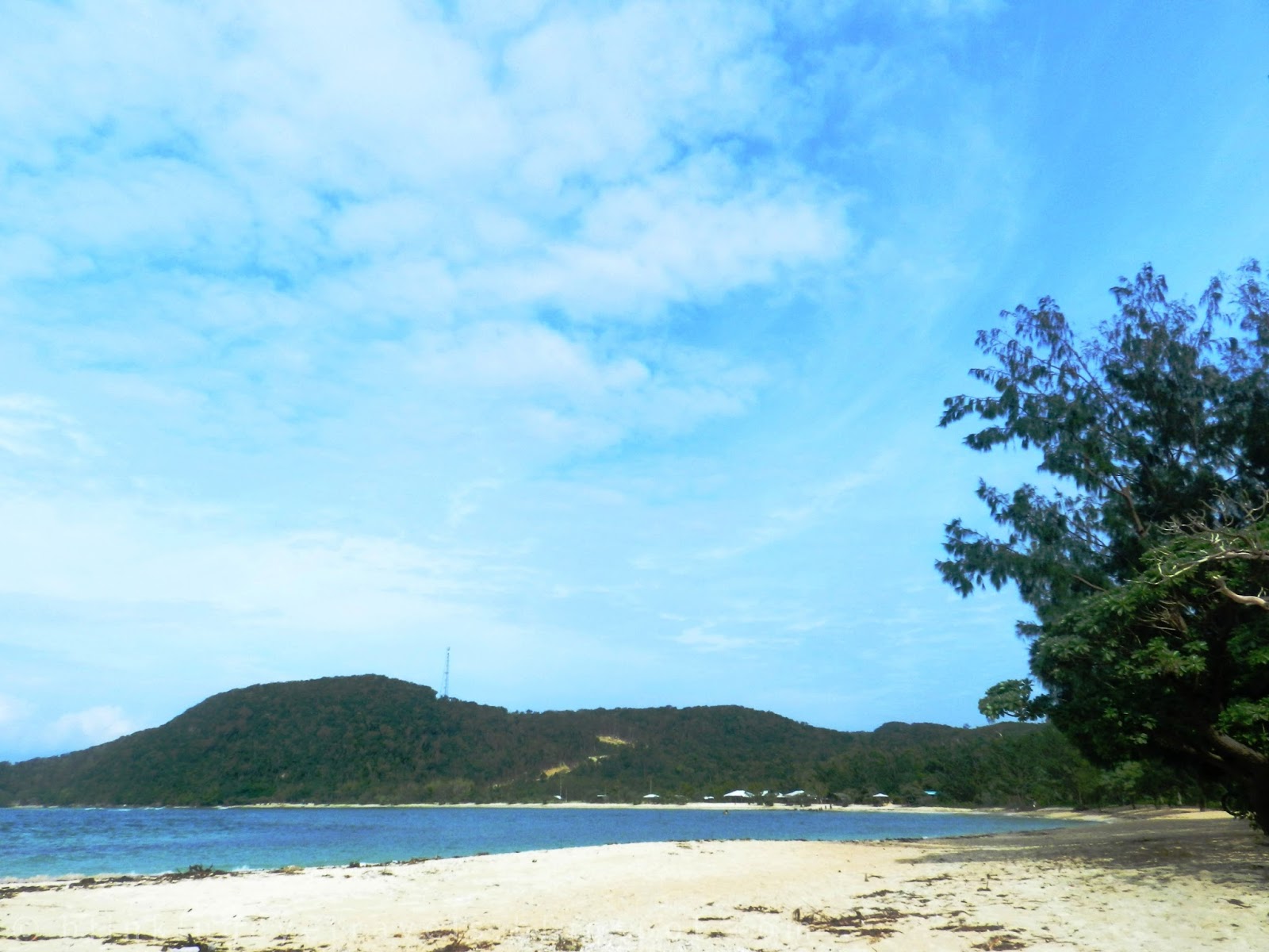 ANGUIB BEACH | Santa Ana, CAGAYAN | blinkingeye_travels