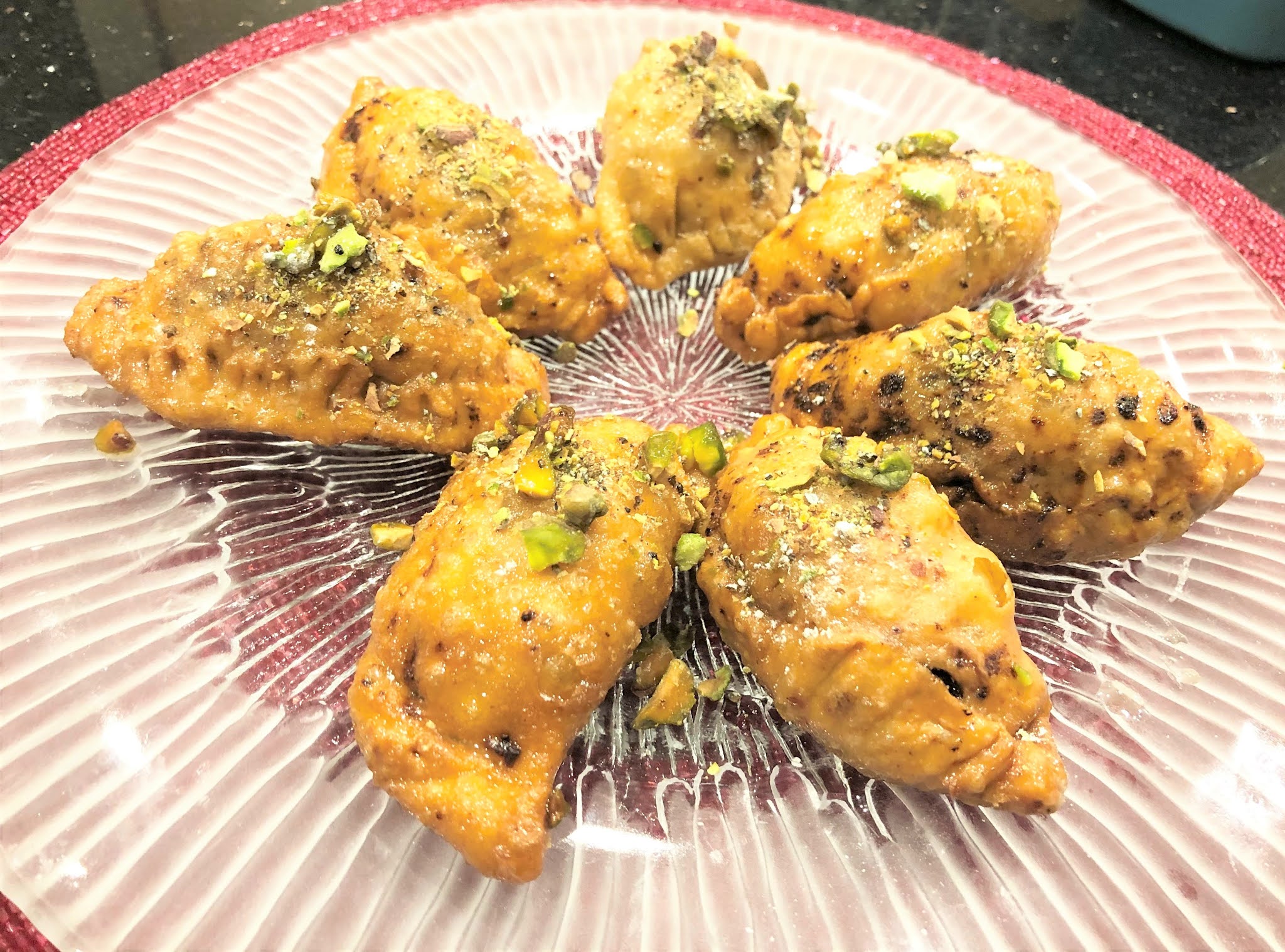 My Favorite Recipes Collection: Ghujia/Ghugra/Karanji