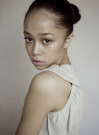 Flawless And Beautiful: Amaya Louis - Extraordinary Beauty