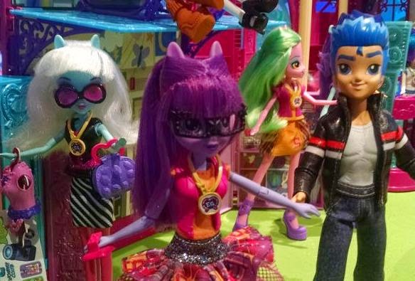 My Little Pony Equestria Girls Twilight Sparkle and Flash Sentry ...