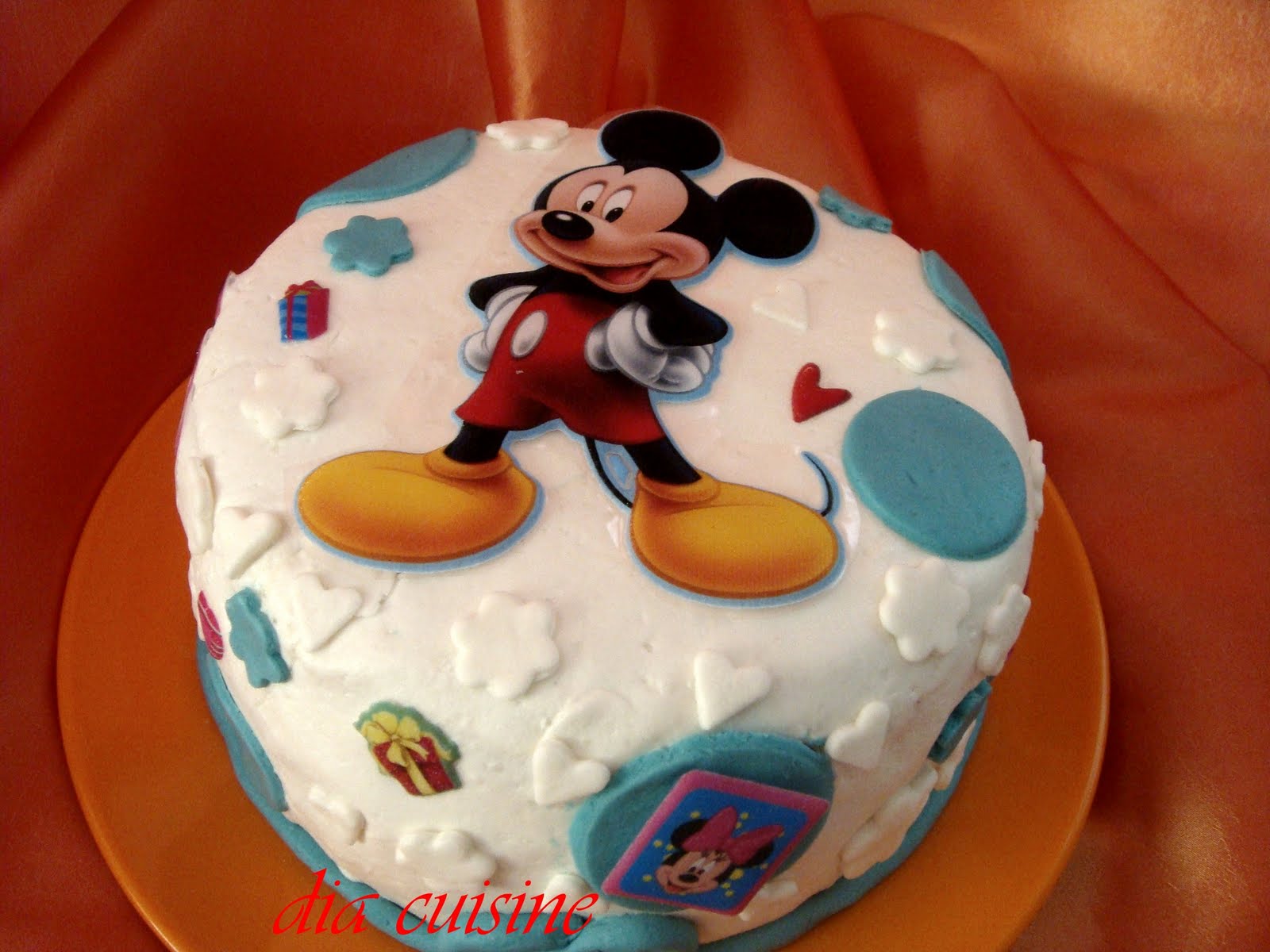 dia.cuisine: Tort Mickey Mouse