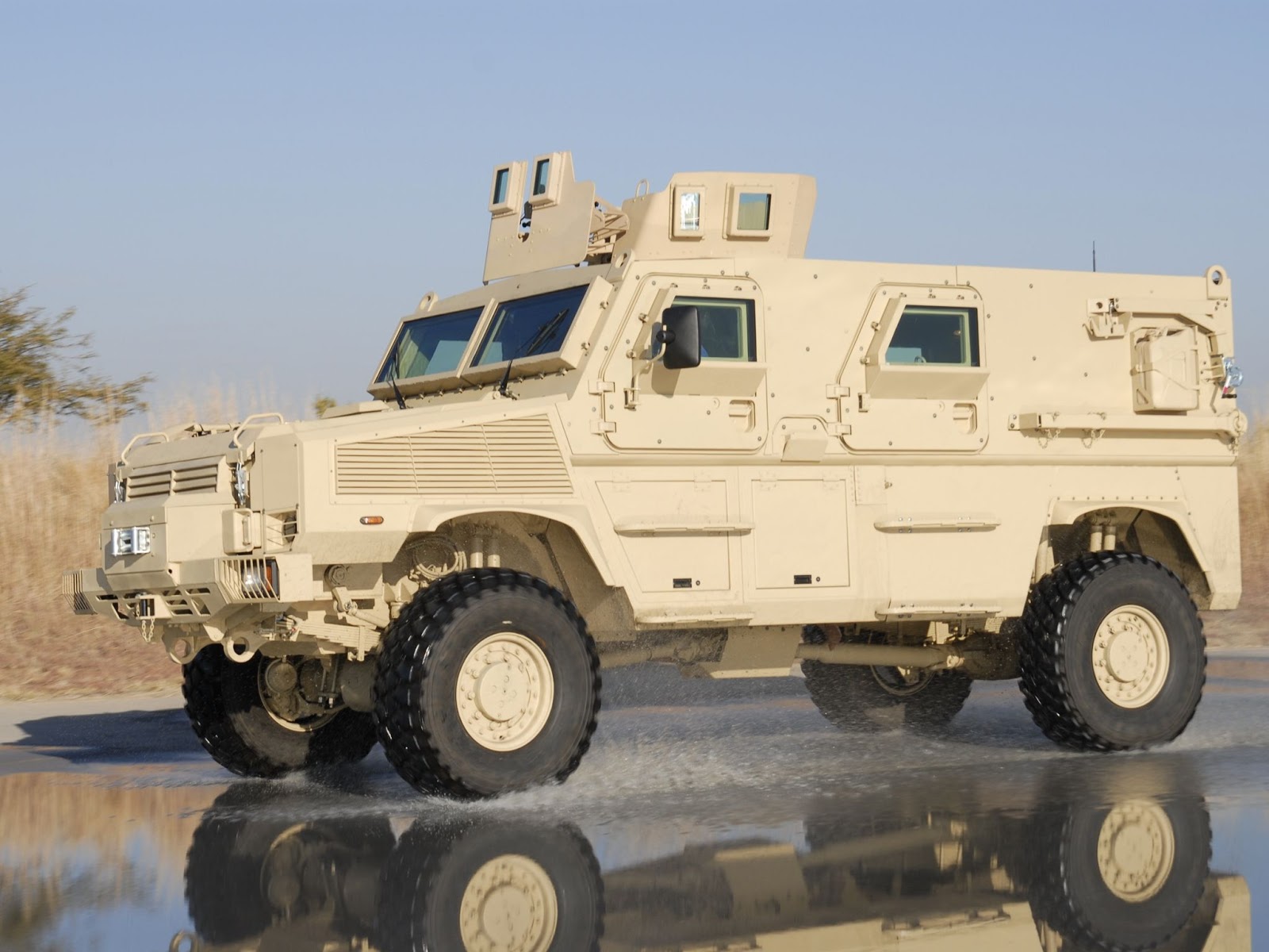 SI VIS PACEM, PARA BELLUM: Il MRAP RG-31 Nyala