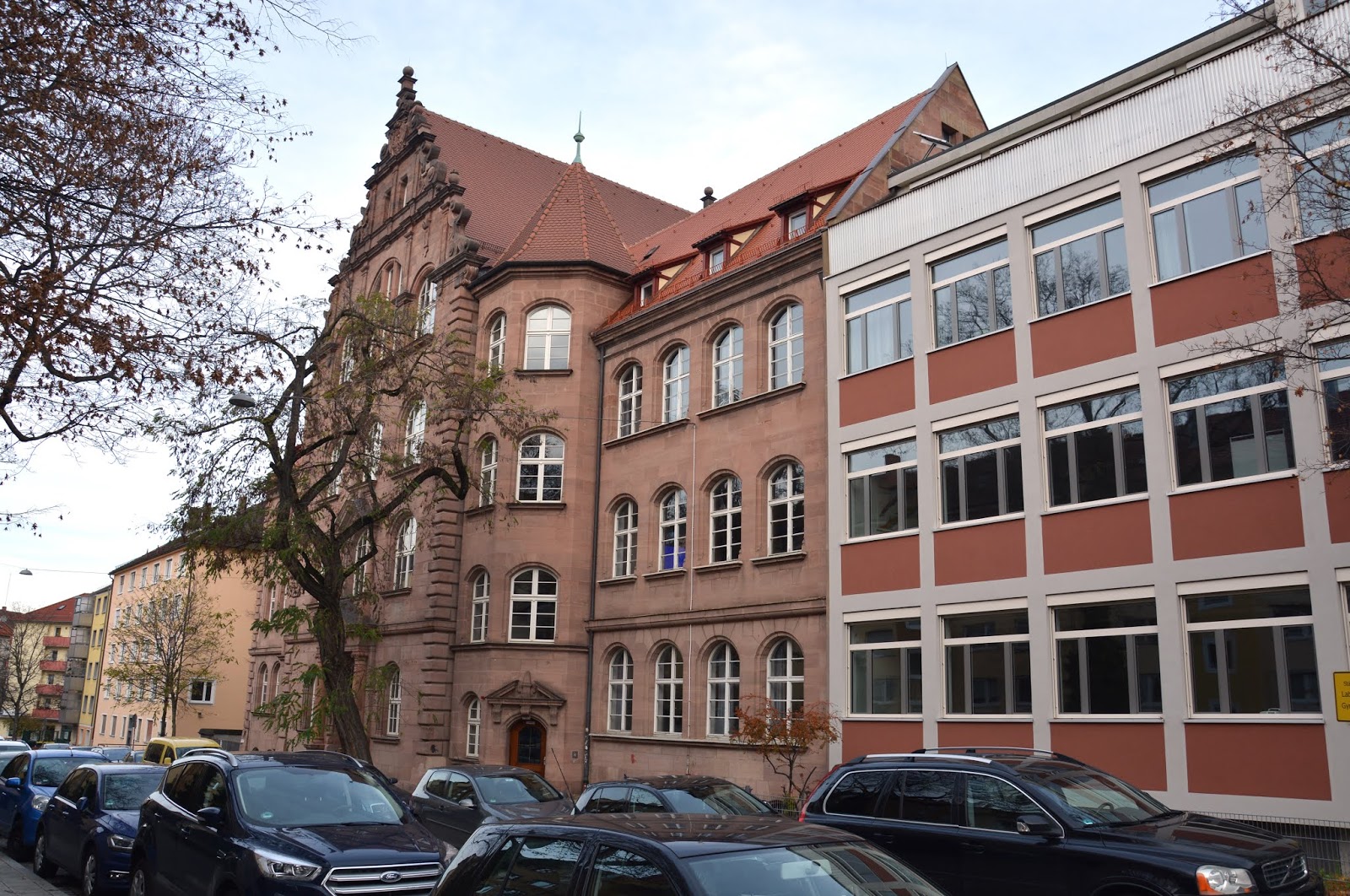 Nürnberginfo: Das Labenwolf-Gymnasium