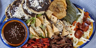 Oaxaca: PLATILLOS Y POSTRES TIPICOS