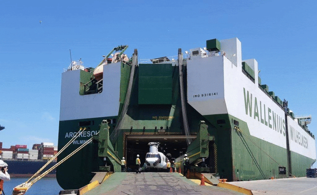 Roll Out - Aerospotter: Chile combate el fuego