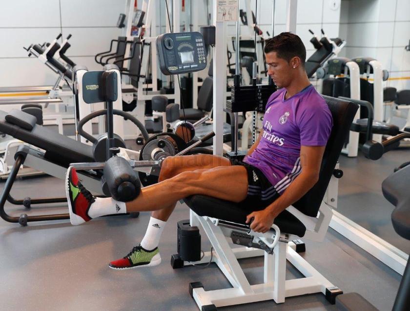 Cr7 Daily Fitness | Nutrition - Explore Cr7 | Cristiano Ronaldo Style ...