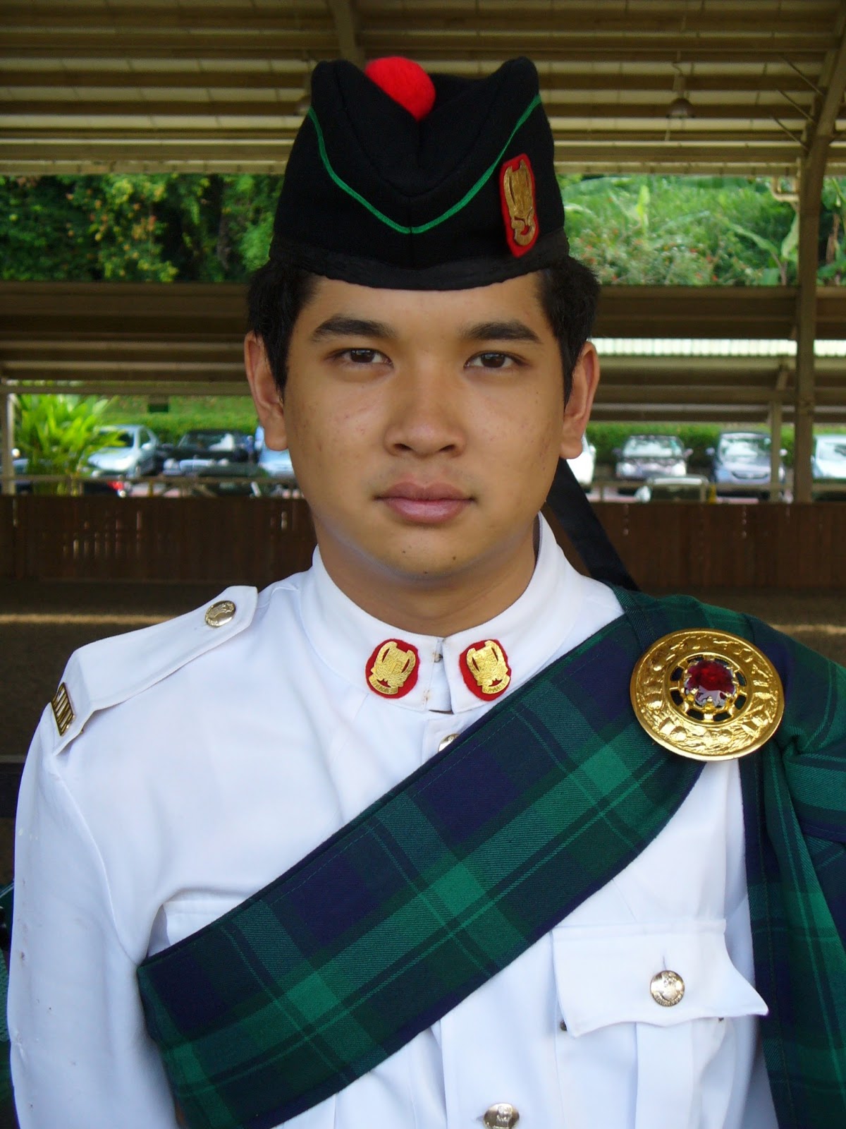 SJI Pipe Band - Singapore: Leaders