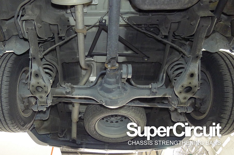 SUPERCIRCUIT CHASSIS STRENGTHENING BARS: Hyundai Starex (TQ) Rear Lower ...