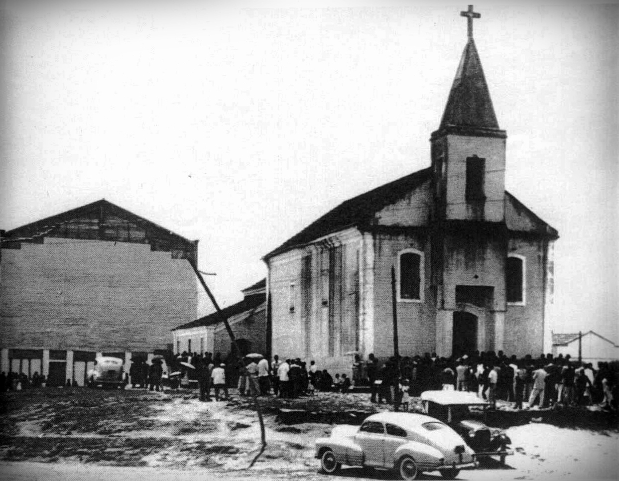 Museu Fotográfico de Divinópolis : Largo da Matriz & Catedral do Divino ...