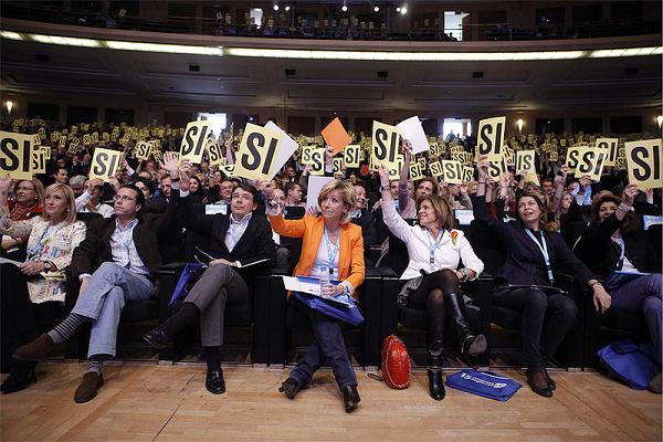 CIENCIAS SOCIALES: Apparatchik