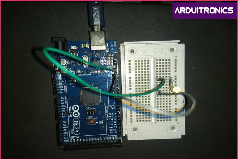 Encender un LED en Arduino - Arduitronics