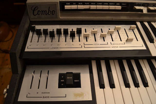 MATRIXSYNTH: Rare Thomas Vox Moog Combo Organ Synth