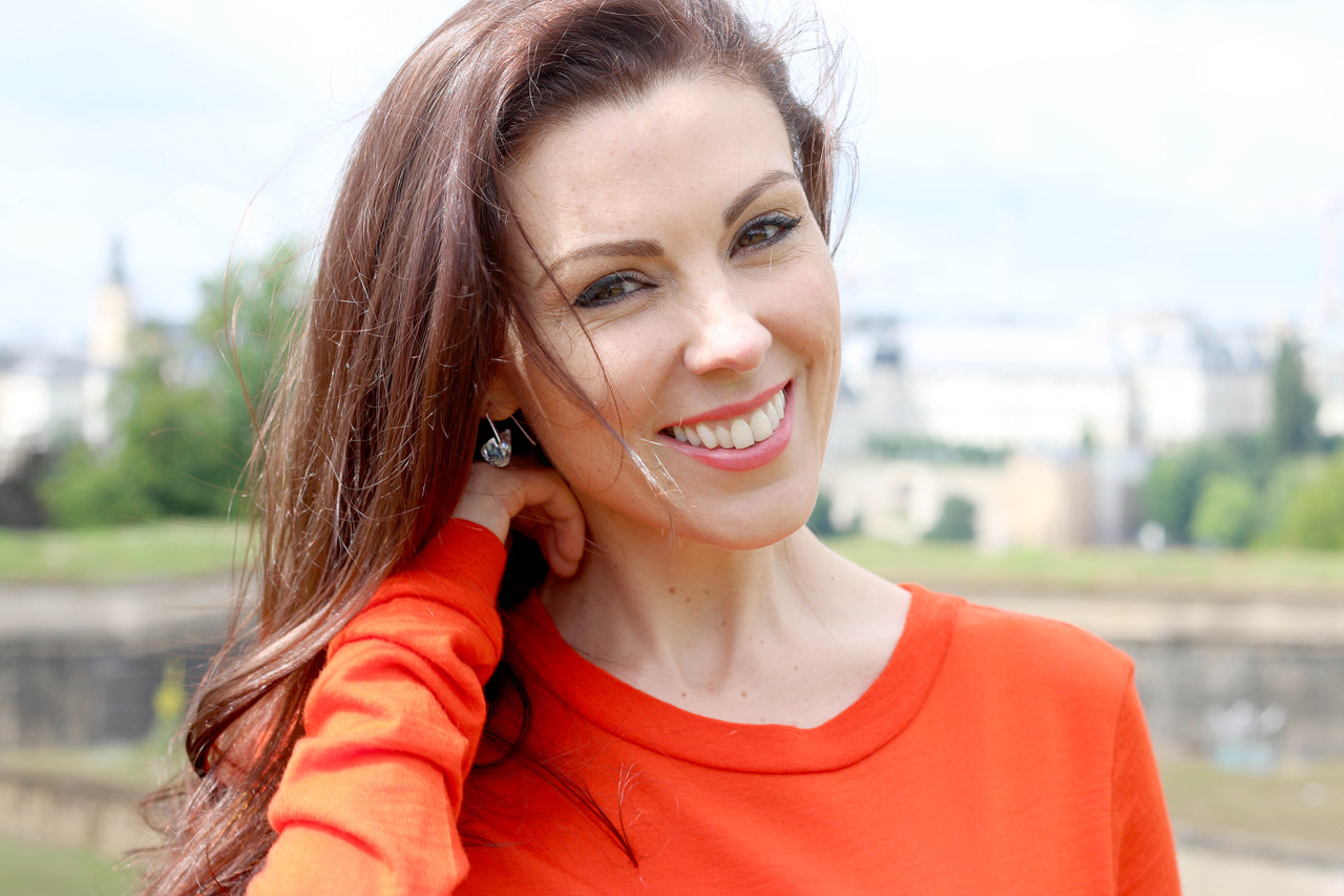 Lisa Burke's Instagram, Twitter & Facebook on IDCrawl