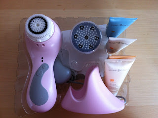 Cupcakemauserl's Beauty & Lifestyle Blog: CLARISONIC Pro/Plus in Pink